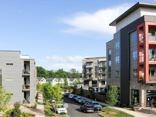 The Village at Commonwealth 2 Bedroom Apartment for Rent at 1308 Lorna St, Charlotte, NC 28205 Commonwealth