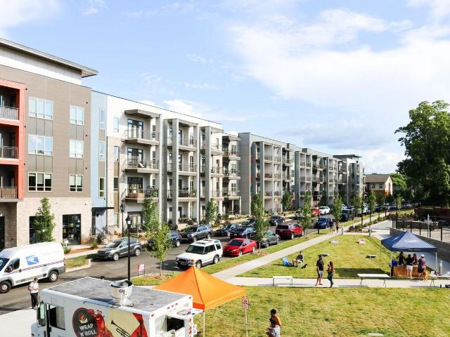 The Village at Commonwealth 2 Bedroom Apartment for Rent at 1308 Lorna St, Charlotte, NC 28205 Commonwealth