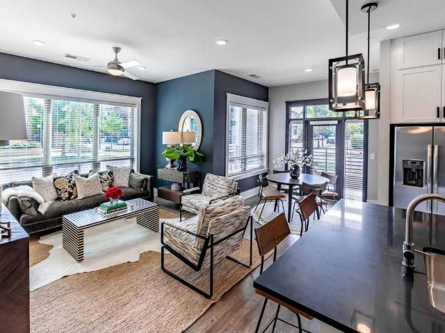The Village at Commonwealth Studio Apartment for Rent at 1308 Lorna St, Charlotte, NC 28205 Commonwealth