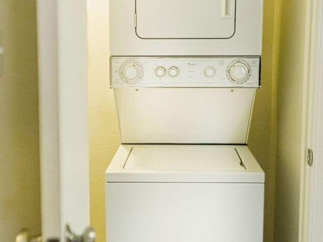 The Village at Elkridge 1 Bedroom Apartment for Rent at 7050 Ducketts Ln, Elkridge, MD 21075 Elkridge