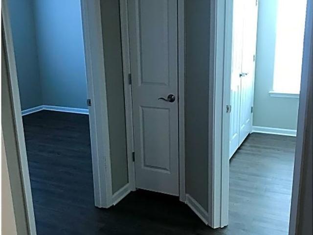 The Village at Lambert Green Ohio 2 Bedroom Apartment for Rent at 650 Strawberry St, Trenton, NJ 08638 Top Road