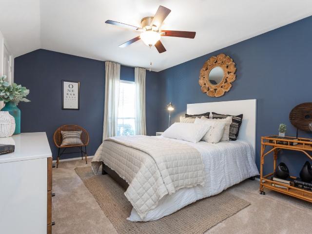 The Village Dallas 3 Bedroom Apartment for Rent at 5605 Village Glen Drive, Dallas, TX 75206
