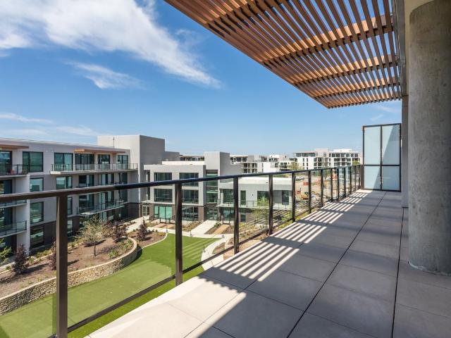 The Village Dallas 1 Bedroom Apartment for Rent at 5605 Village Glen Drive, Dallas, TX 75206