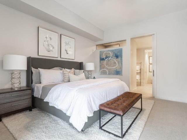 The Village Drey 1 Bedroom Apartment for Rent at 8200 Southwestern Blvd, Dallas, TX 75206