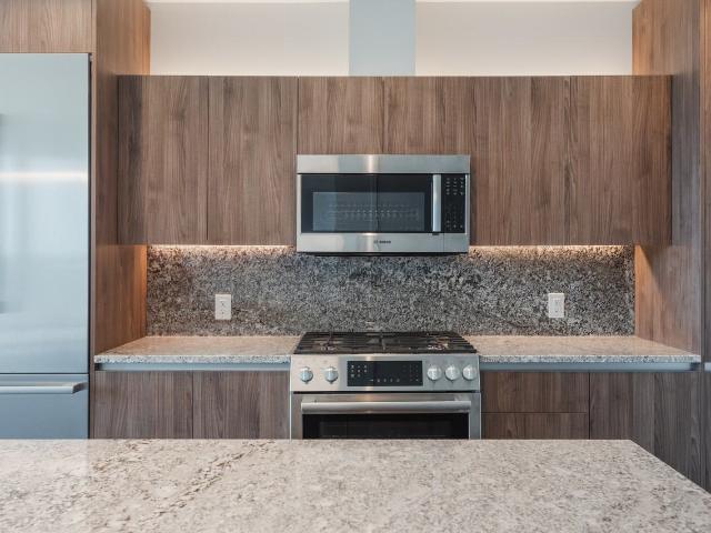 The Village Drey 1 Bedroom Apartment for Rent at 8200 Southwestern Blvd, Dallas, TX 75206