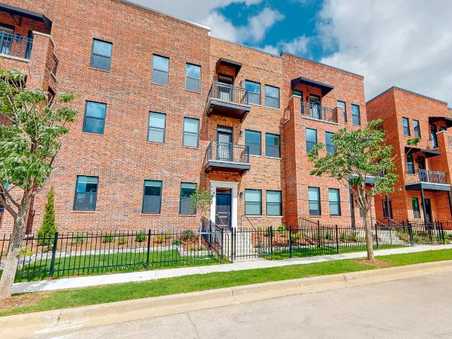 The Village Flats 1 Bedroom Apartment for Rent at 624 S Peoria Ave, Tulsa, OK 74120 Central Park