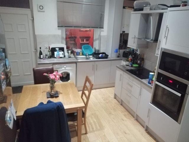 The Village Street, Leeds LS4, 1 bed terraced house to rent, £1,877 pcm | PrimeLocation