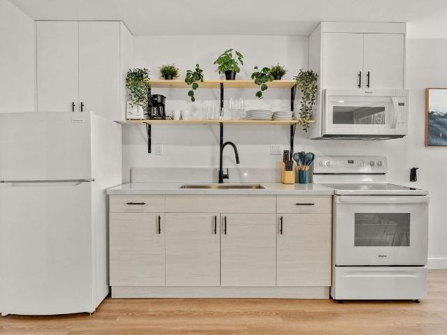 The Villager! Studio Apartment for Rent at 2821 Morena Blvd, San Diego, CA 92117 Bay Park