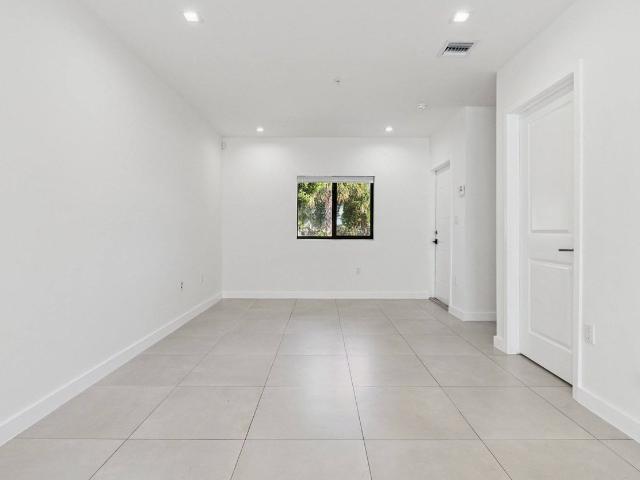 The Villages at Miami Gardens 4 Bedroom Apartment for Rent at 3400 Nw 191st St, Miami Gardens, FL 33056