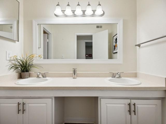 The Villages of Chapel Hill 1 Bedroom Apartment for Rent at 500 Smith Level Rd, Carrboro, NC 27510