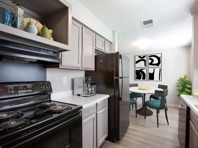 The Villas at Quail Creek 1 Bedroom Apartment for Rent at 9036 N Lamar Blvd, Austin, TX 78753 North Austin
