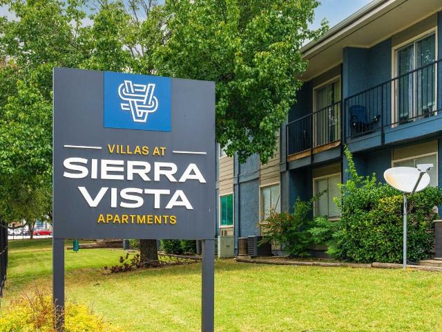 The Villas at Sierra Vista 2 Bedroom Apartment for Rent at 2819 Las Vegas Trl, Fort Worth, TX 76116 Western Hills North