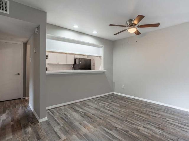 The Villas at Sierra Vista 2 Bedroom Apartment for Rent at 2819 Las Vegas Trl, Fort Worth, TX 76116 Western Hills North