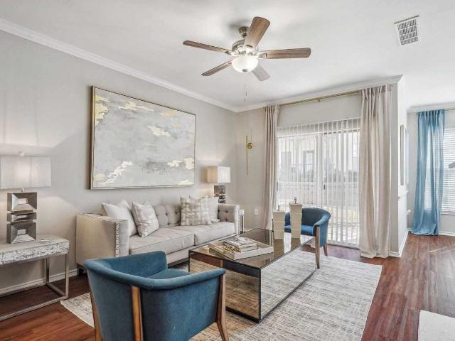 The Vine South 3 Bedroom Apartment for Rent at 2551 Hall Johnson Rd, Grapevine, TX 76051