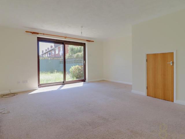 The Vineries, Eastbourne BN23, 3 bed barn conversion to rent, £1,400 pcm | PrimeLocation