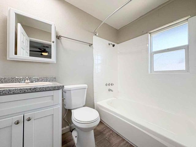 The Vines 1 Bedroom Apartment for Rent at 1110 E Highland Ave, Phoenix, AZ 85014