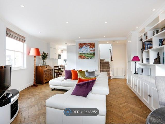 The Vineyard, Richmond TW10, 1 bed flat to rent, £2,400 pcm | PrimeLocation