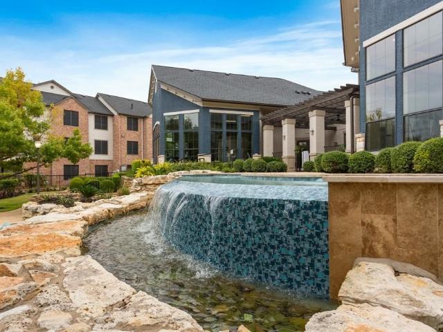 The Vista on Brodie 2 Bedroom Apartment for Rent at 8515 Brodie Ln, Austin, TX 78745