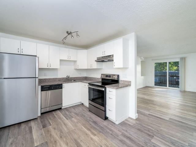 The York 2 Bedroom Apartment for Rent at 7582 Sw Hunziker Rd, Tigard, OR 97223 Tigard Neighborhood Area 5