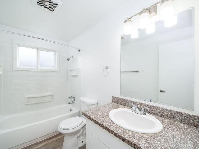 The York 2 Bedroom Apartment for Rent at 7582 Sw Hunziker Rd, Tigard, OR 97223 Tigard Neighborhood Area 5