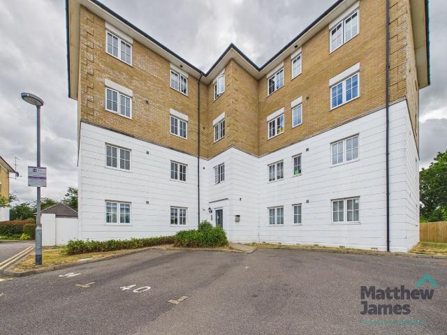 The Yard, Braintree CM7, 2 bed flat to rent, £1,175 pcm | PrimeLocation