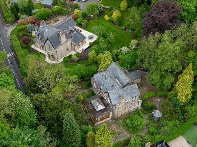 The Yews, Lidgett Lane, 5 Bedroom Detached