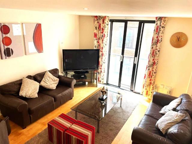 The Zenith Building, Leicester LE1 2 bed apartment to rent £1,195 pcm £276 pw