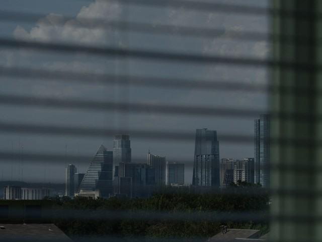 The Zenith 1 Bedroom Apartment for Rent at 1709 Burton Dr, Austin, TX 78741 Riverside