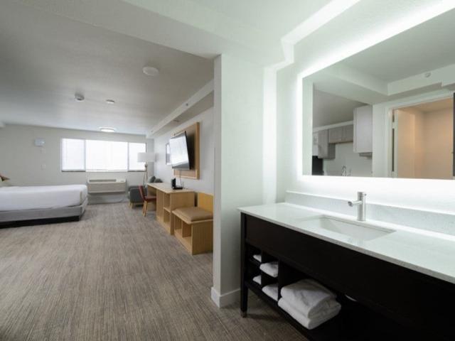 Thea Apartments Studio Apartment for Rent at 7414 S Hosmer St, Tacoma, WA 98408 South End