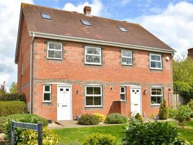 Theale, Spring Gardens, Reading, 4 Bedroom Semi detached