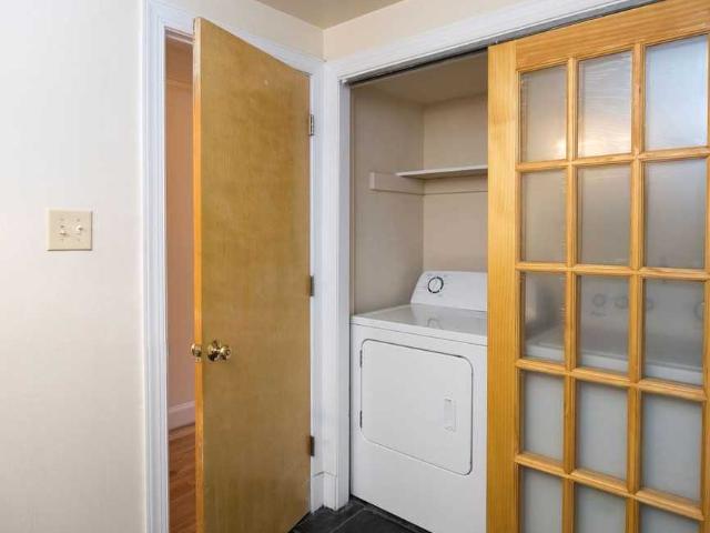 Theater Row 3 Bedroom Apartment for Rent at 115 W Broad St, Richmond, VA 23220 Monroe Ward