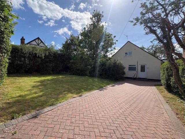 Thelda Stubbs, Thelda Avenue, Keyworth, Nottingham NG12, 2 bed detached bungalow to rent, £1,100 pcm | PrimeLocation