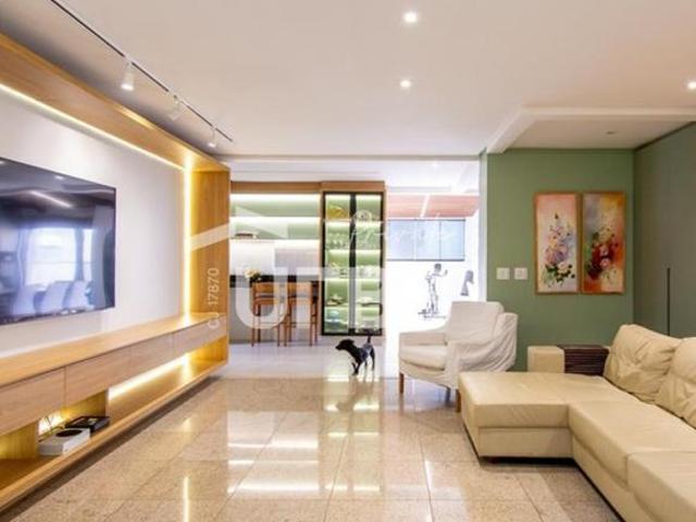 Thelma Malheiros Cobertura 5 quartos, sendo 5 suítes
