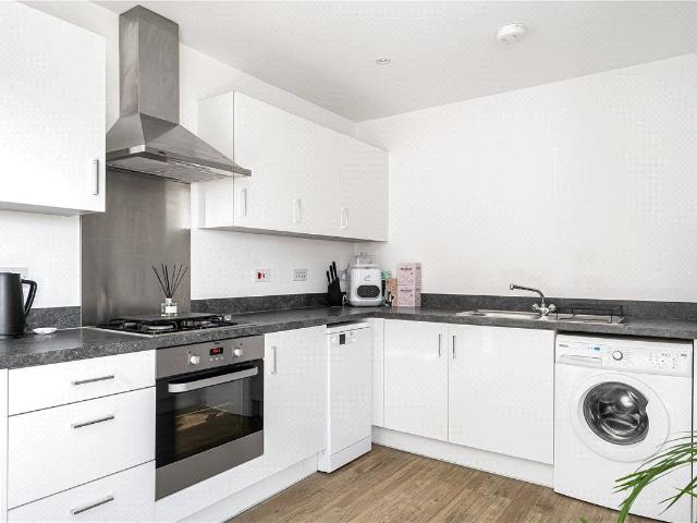 Thenford Way, Banbury, Oxfordshire OX16, 2 bed flat to rent, £1,150 pcm | PrimeLocation