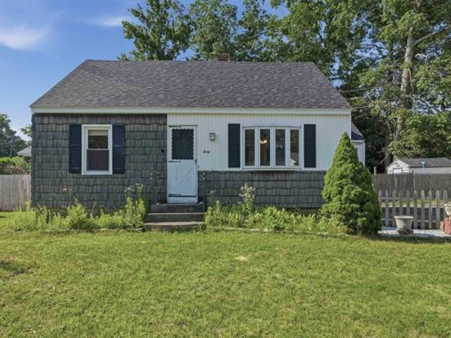 Theresa Ct, Manchester, Home For Sale