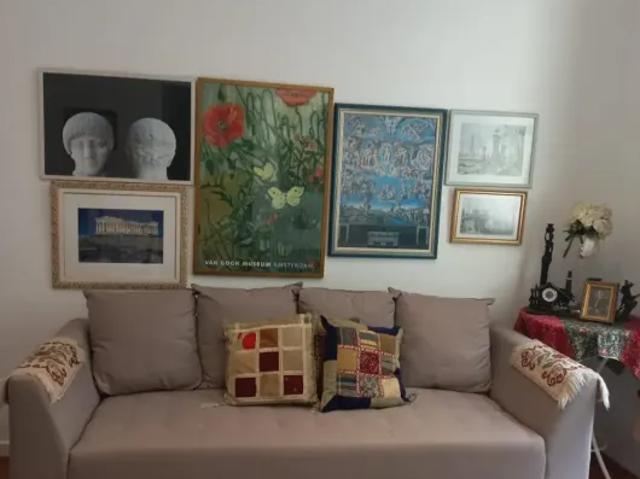 Amplo Apartamento Reformado em Copacabana — 1 Quarto + Dependências!