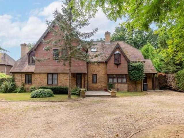 Thicket Road, Houghton, 5 Bedroom Detached