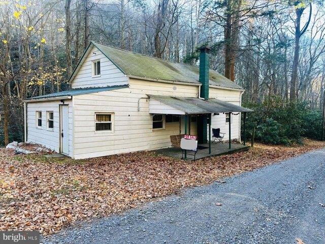 Thickhead Rd, Centre Hall, Home For Sale