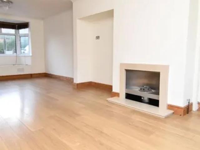 Thimblemill Road, Warley, B67 6LP, United Kingdom | 3 bed duplex for rent #142785802 | Rentberry
