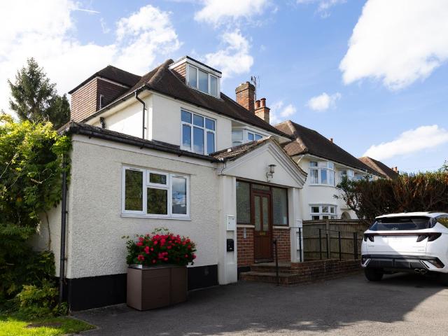 Short Term Let, Third Acre Rise, Oxford OX2, 2 bed flat to rent, £1,700 pcm | PrimeLocation