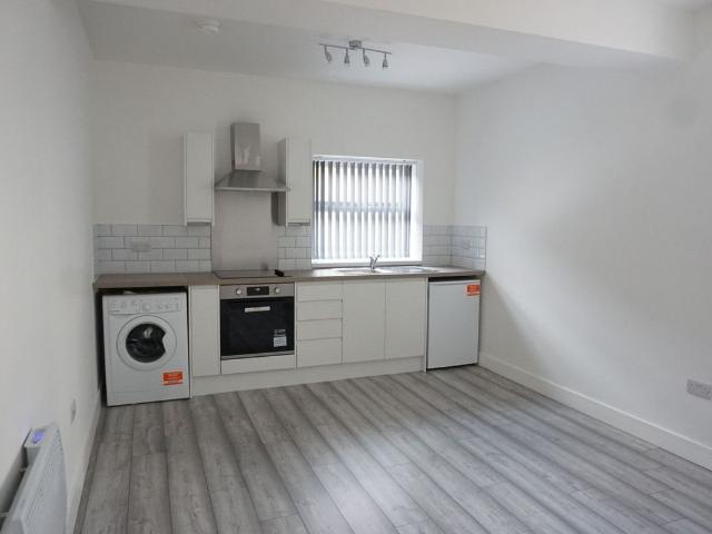 Third Avenue, Nottingham NG7, 1 bed flat to rent, £795 pcm | PrimeLocation