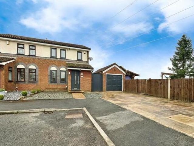 Thirlmere Drive, Longridge, 3 Bedroom House