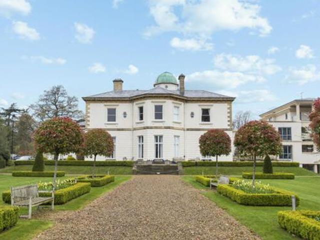 Thirlestaine Place, Cheltenham, 3 Bedroom Flat