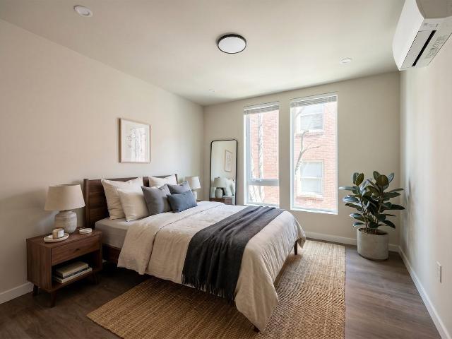 Thirteen East 1 Bedroom Apartment for Rent at 614 13th Ave E, Seattle, WA 98102 Broadway