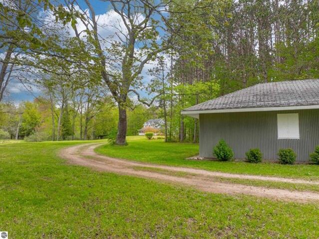Thirteen Mile Rd, Bear Lake, Home For Sale