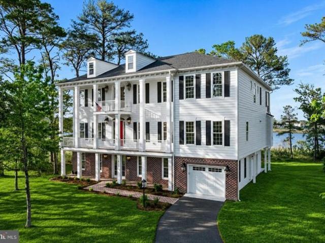 Thirty Knots Ln, Berlin, Home For Sale
