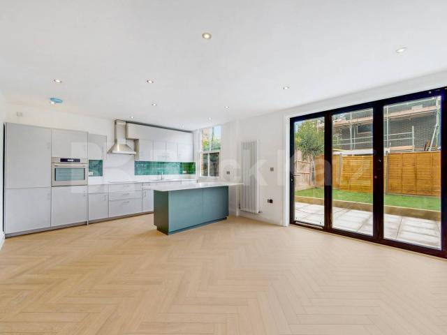 This beautifully renovated three bedroom, two bathroom apartment is ideally located on Sarre Road, NW2, at the West Hampstead end of the street, offering excellent access to the area's popular cafés, restaurants, shops, and transport links.Finished