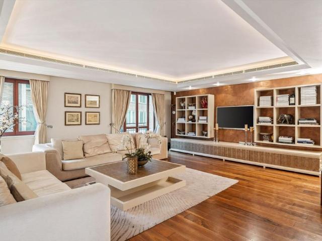 This impressive second‑floor apartment offers generous, well‑arranged living space in a prestigious Knightsbridge location, SW7