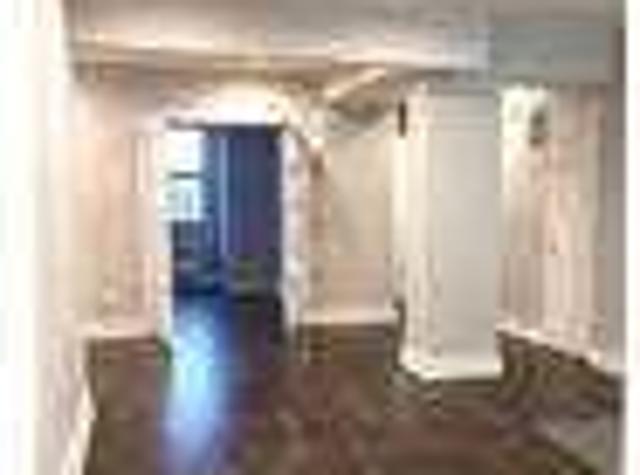 This is a newly renovation 3 bedroom