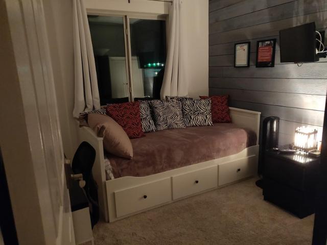 This is it! Private room with your own desk